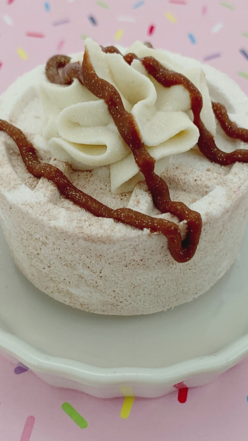 Chocolate Chip Waffle Bath Bomb | Vegan & Phthalate-Free | Luxurious ...